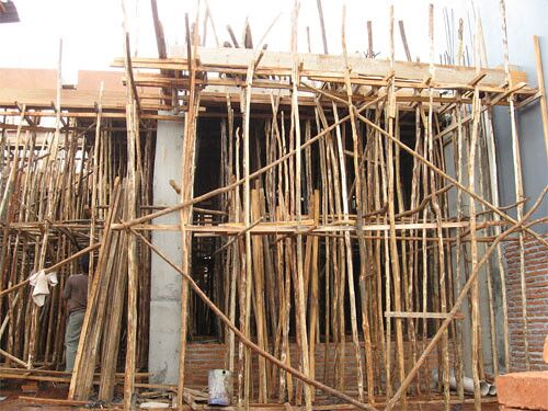 Perancah: Jenis dan Manfaatnya Dalam Konstruksi Bangunan - TJM Scaffolding